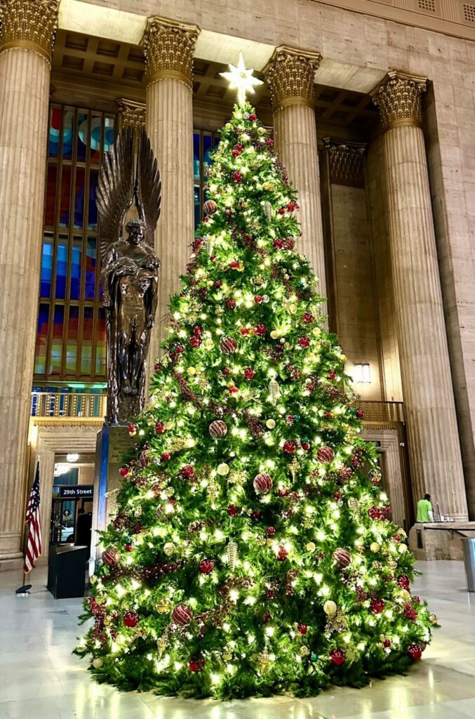 Christmas Pop-up Bar Tinsel Brings Season’s Gleam to Philadelphia ...