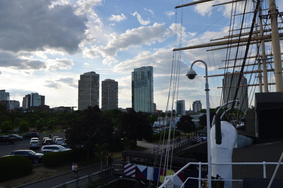 All Aboard the Moshulu, the World’s Oldest & Largest Tall Ship with ...